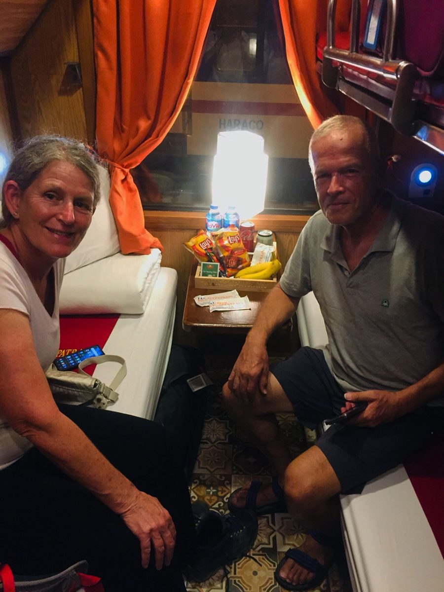 King Express Train - Hanoi to Sapa Train